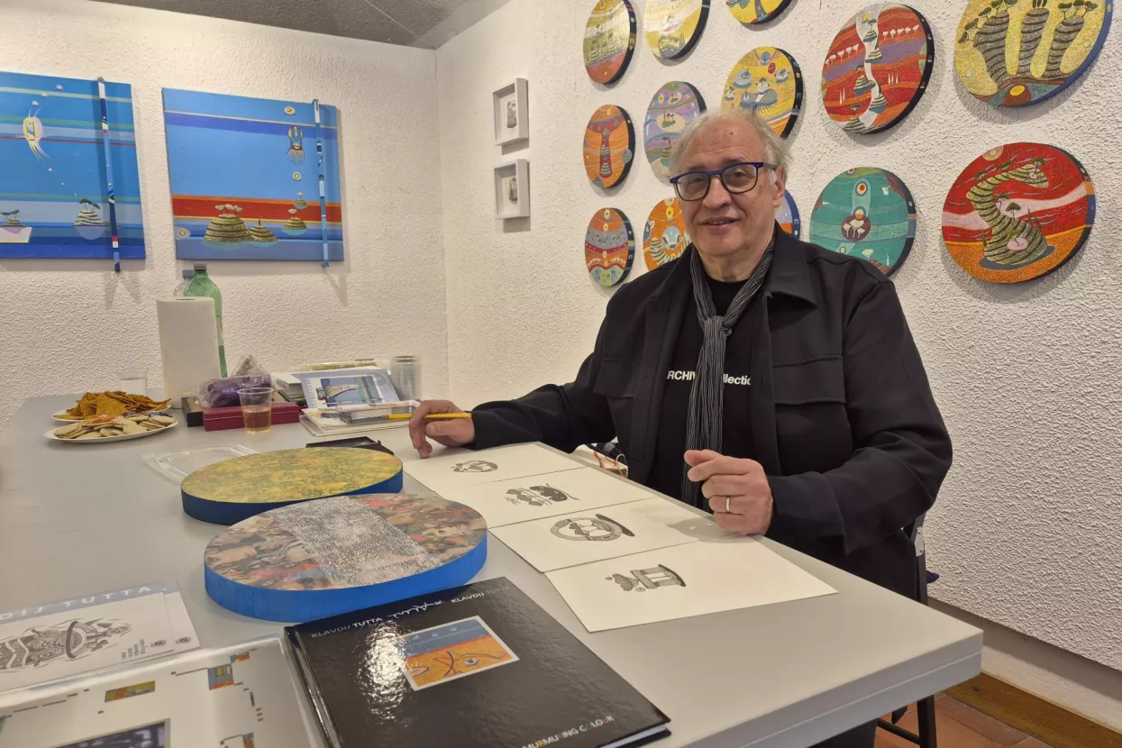 Ko v galeriji zadiši po soncu Mediterana
